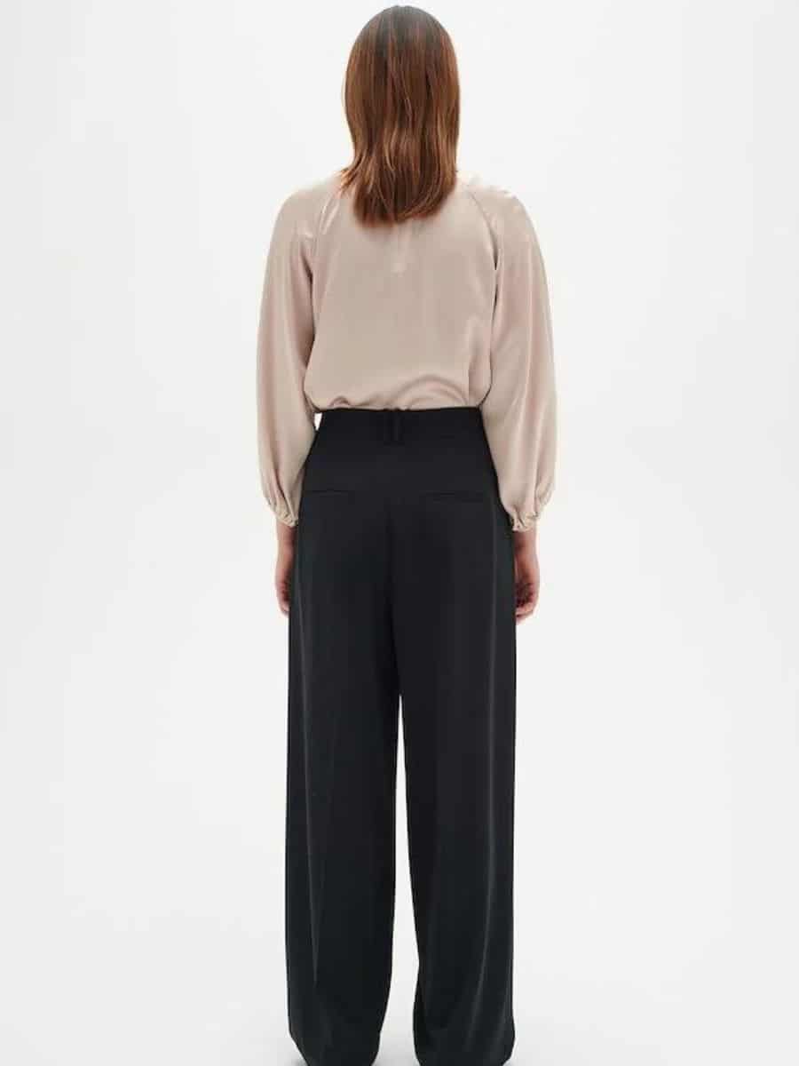 In Wear Daival Bluse - Beige ♥ Shop nyheder fra InWear online her